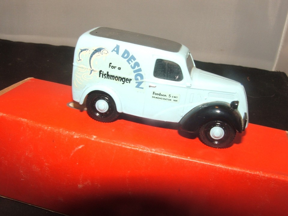 Somerville models Ford Fordson 5CWT. van Fishmonger | eBay
