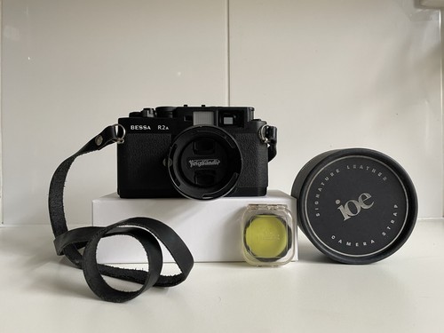 Voigtlander Bessa R2A Film Camera + 35mm Lens + Accessories ...