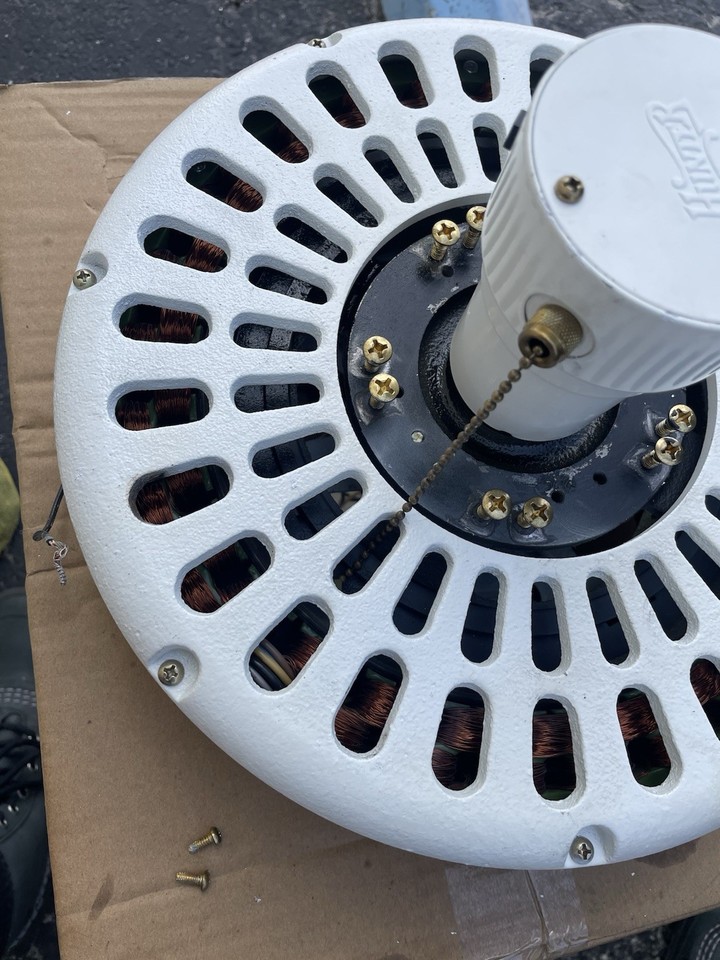 Hunter Original Ceiling Fan White,model#23856-Year 2001. 5 Blades 52 ...