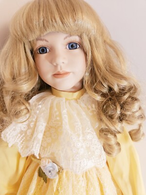 William Tung Collection "Sandy" Hand Crafted Porcelain. Certificate ...