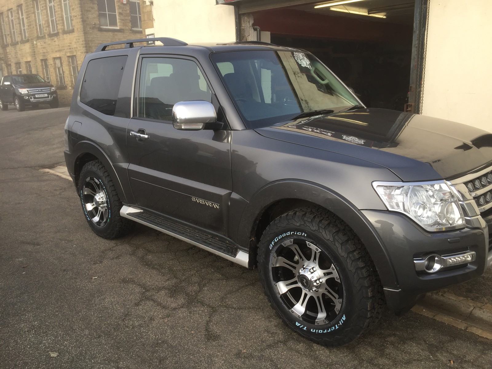 18" RACELINE RAPTOR WHEELS & BFG KO2 MITSUBISHI SHOGUN L200 FORD RANGER ...