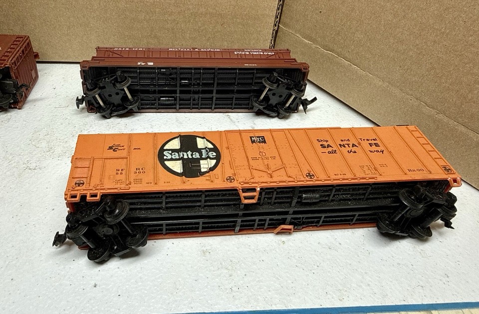 HO Scale Lot Of 6 Train Cars | eBay