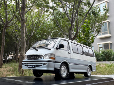 1/43 Toyota Hiace Bus Diecast Model | eBay