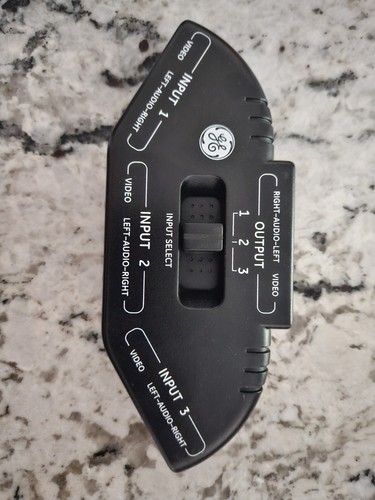 GE 3 Device Audio Video Switch Model 73237 NEW | eBay