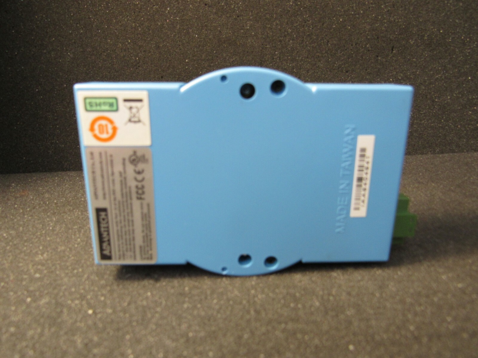 ADAM-6520L 5FE Unmanaged Ethernet Switch, Flexible mounting, 0~60 ...