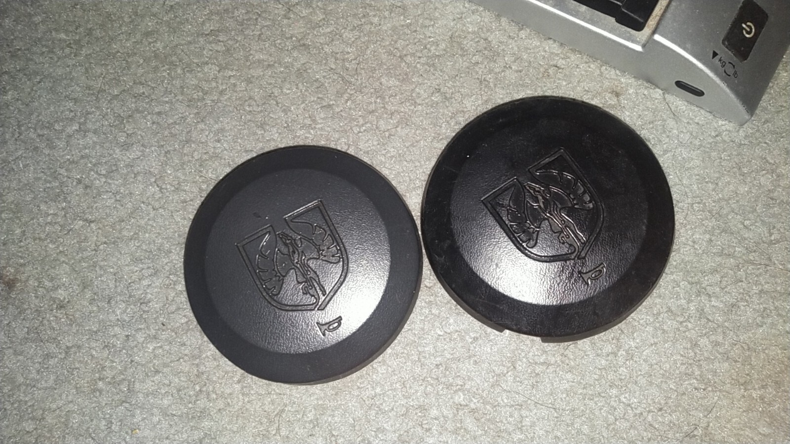 PONTIAC FIERO STEERING WHEEL HORN BUTTON OEM Factory black | eBay