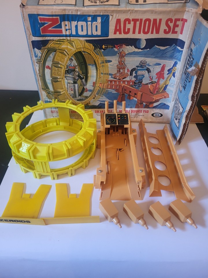 Zeroids Zeroid Robot 1968 Ideal Missile Launcher Adventure Set As-Is ...