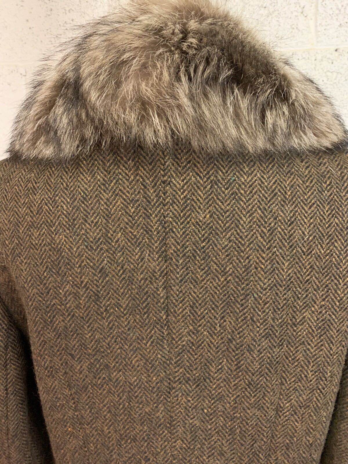 Neiman Marcus Studio by Searles Tweed Wool Overcoat With Fur Collar | eBay
