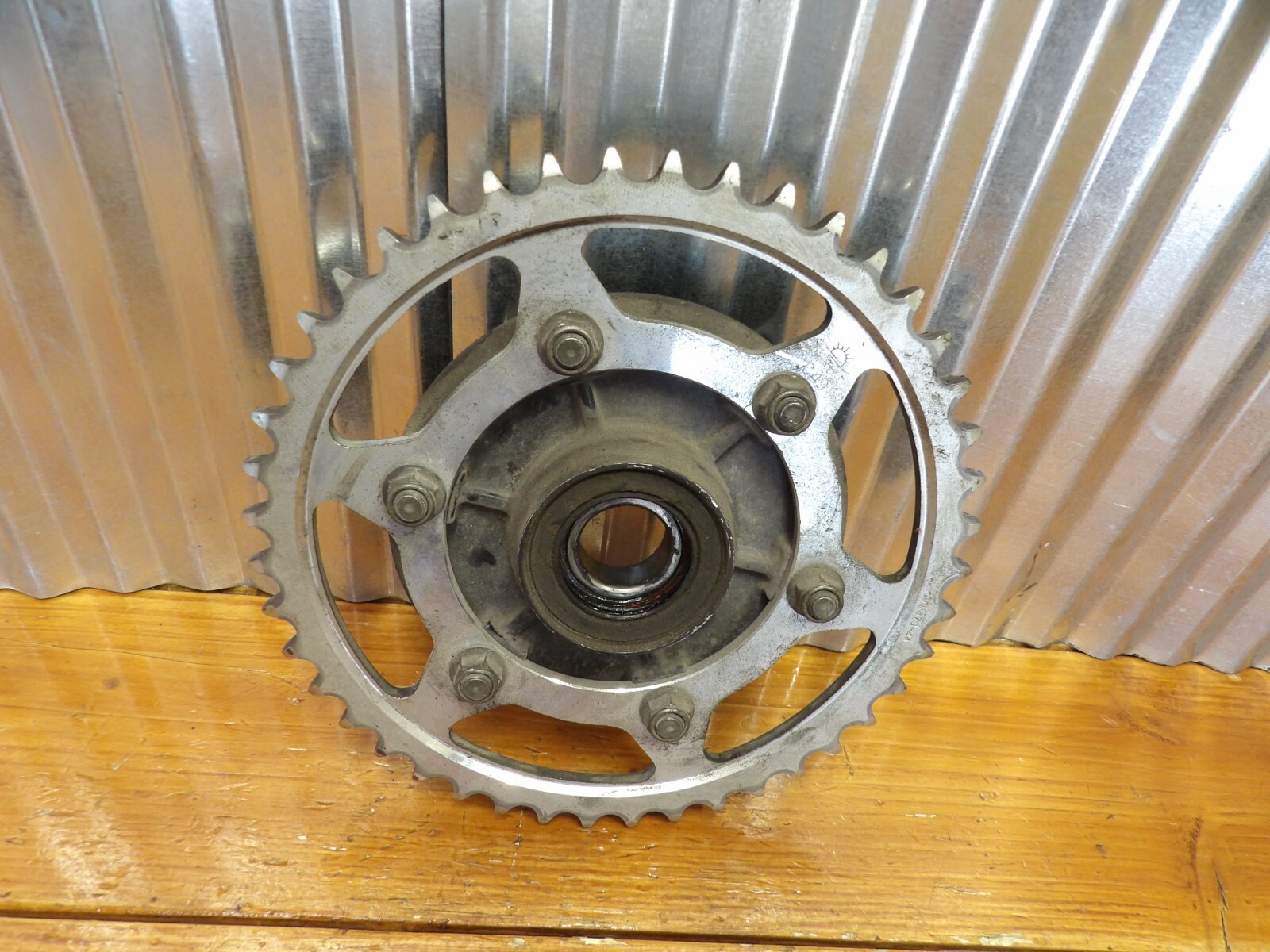 01-05 Yamaha FZ1 REAR WHEEL SPROCKET w CARRIER HUB 5JJ-25366-00-00 | eBay