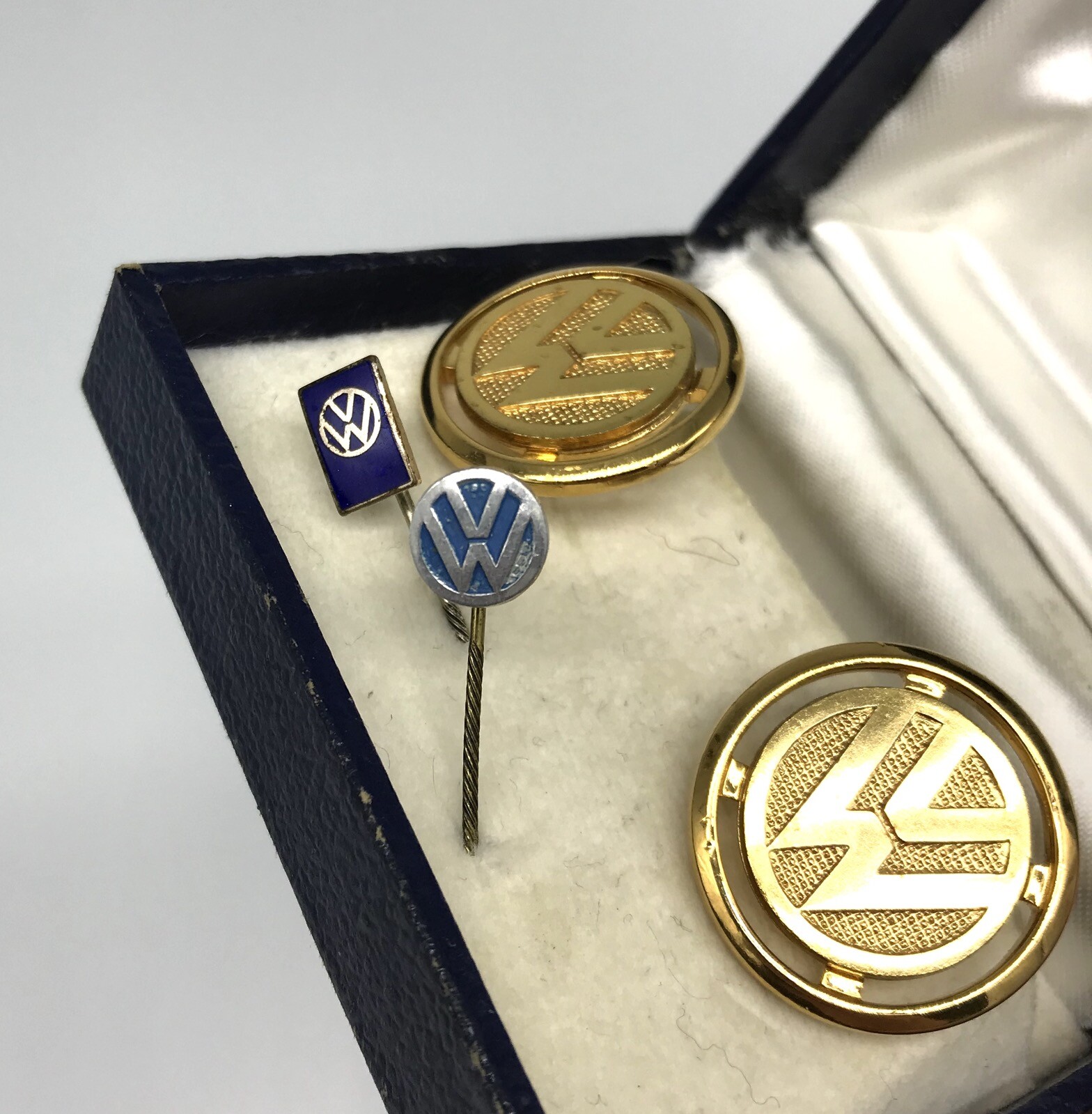 VW CUFFLINKS DEALER GOLDEN BEETLE KDF HEBMÜLLER SAMBA SWEDEN KARMANN ...