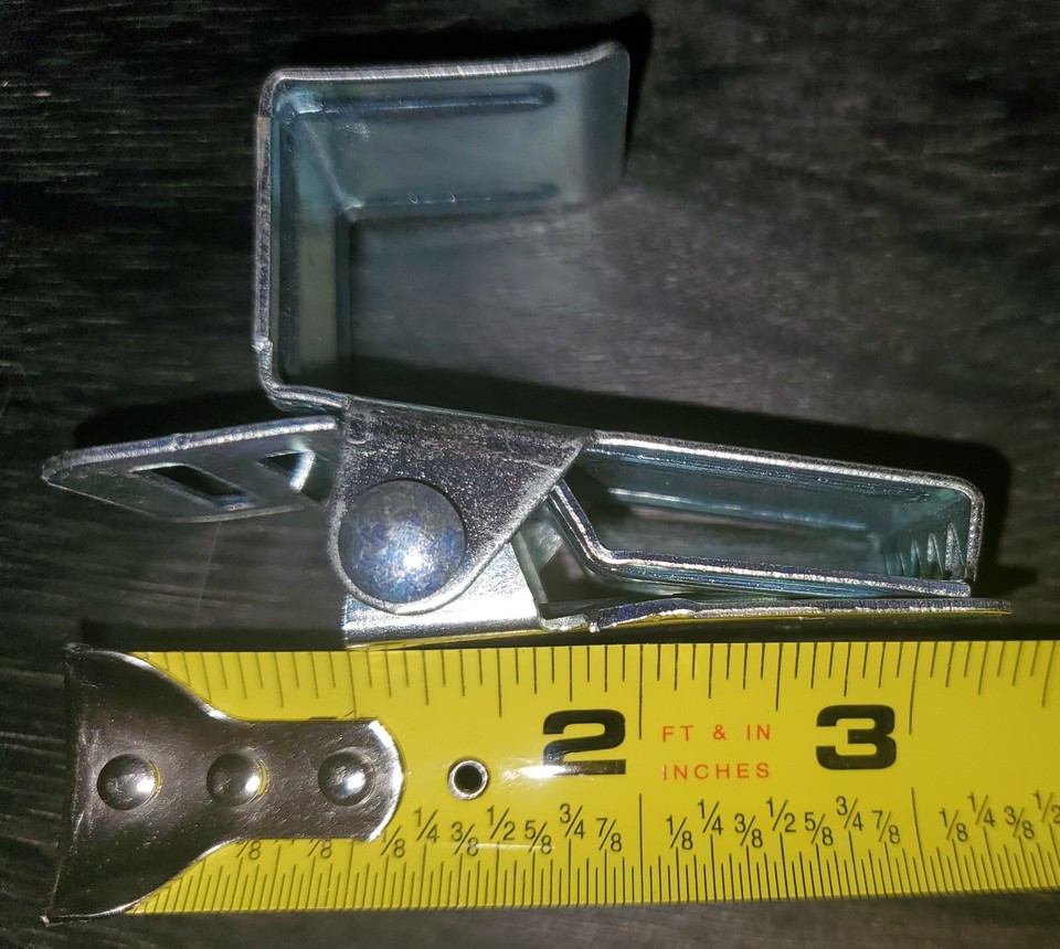 RUG CLIPS HEAVY DUTY (10 Pcs) HANGING CLIP/RUG HOLDERS/RUG HANGERS Free ...