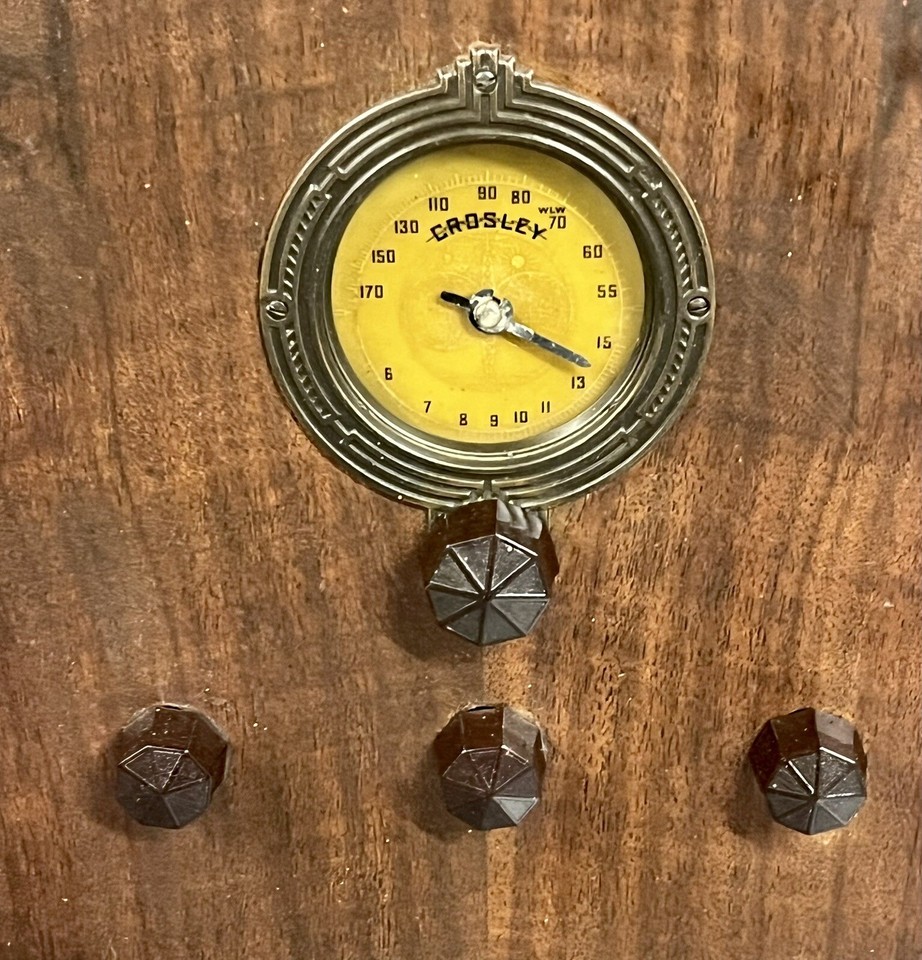 Vintage Crosley 36" Wood Floor Model Tube Radio Antique Cabinet - 70 ...