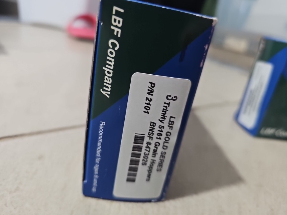 LBF Company 2101 HO Scale BNSF Gold Series Grain Hopper Car #47302 | eBay