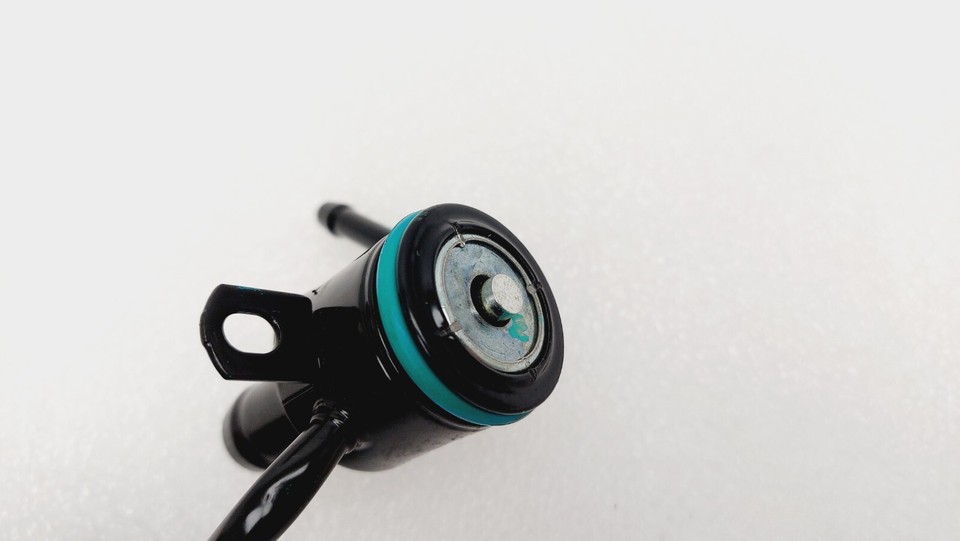 Ford F150 2002-2003 F150 Heritage 2004 PCV Valve Assembly 4.2L 1L3Z ...