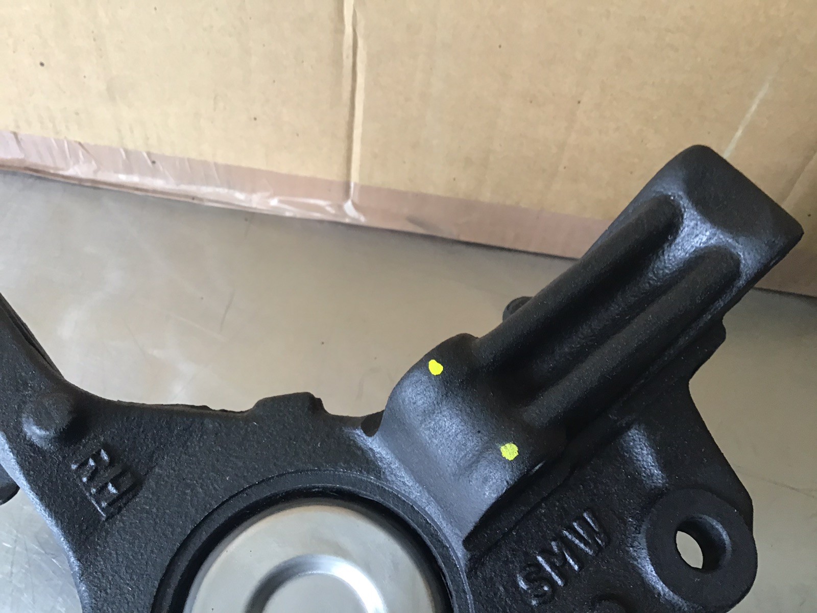 Mercedes Sprinter Front Suspension Hub / Stub O/S . 2006.2018 . Fit All ...