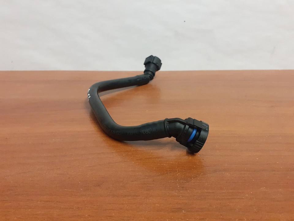 MERCEDES-BENZ C W205 Vakuumröhre #8454 A2054300229 2.00 Petrol 135kw ...