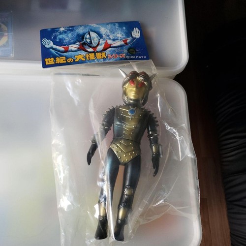 Marmit Sofubi Ultraman Babalu Alien | eBay