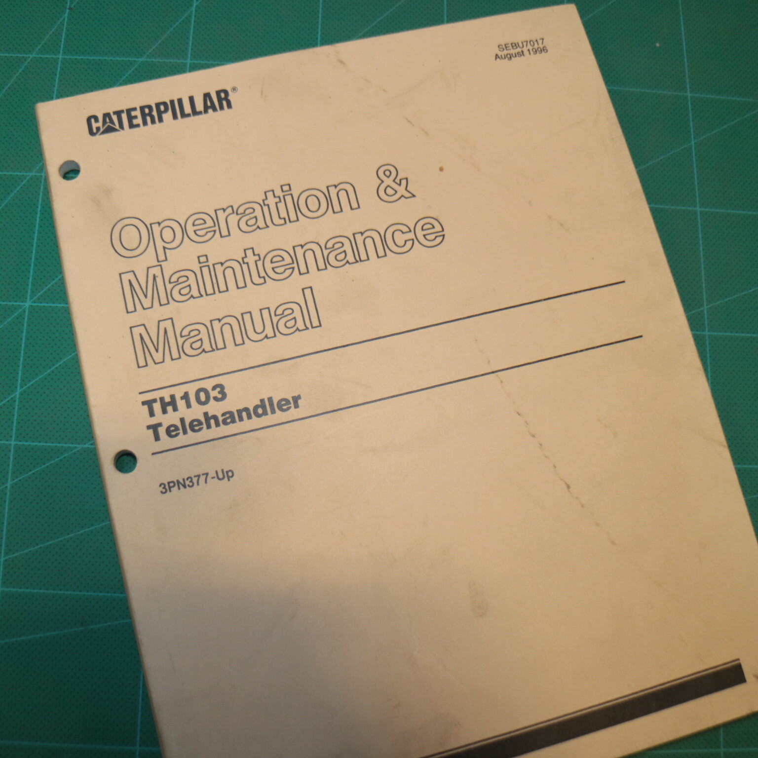 CATERPILLAR TH103 Telehandler Owner Operator Operation Maintenance ...