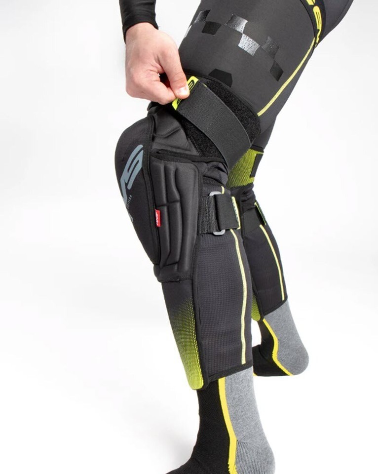 EVS TP 199 Knee Shin Guards Black/Hi-Vis SM/MD TP199K-BKHV-S/M | eBay