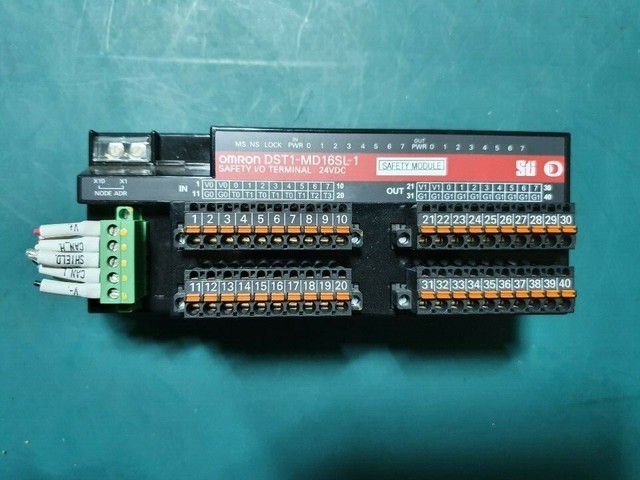 OMRON SAFETY I/O TERMINAL DST1-MD16SL-1 | eBay