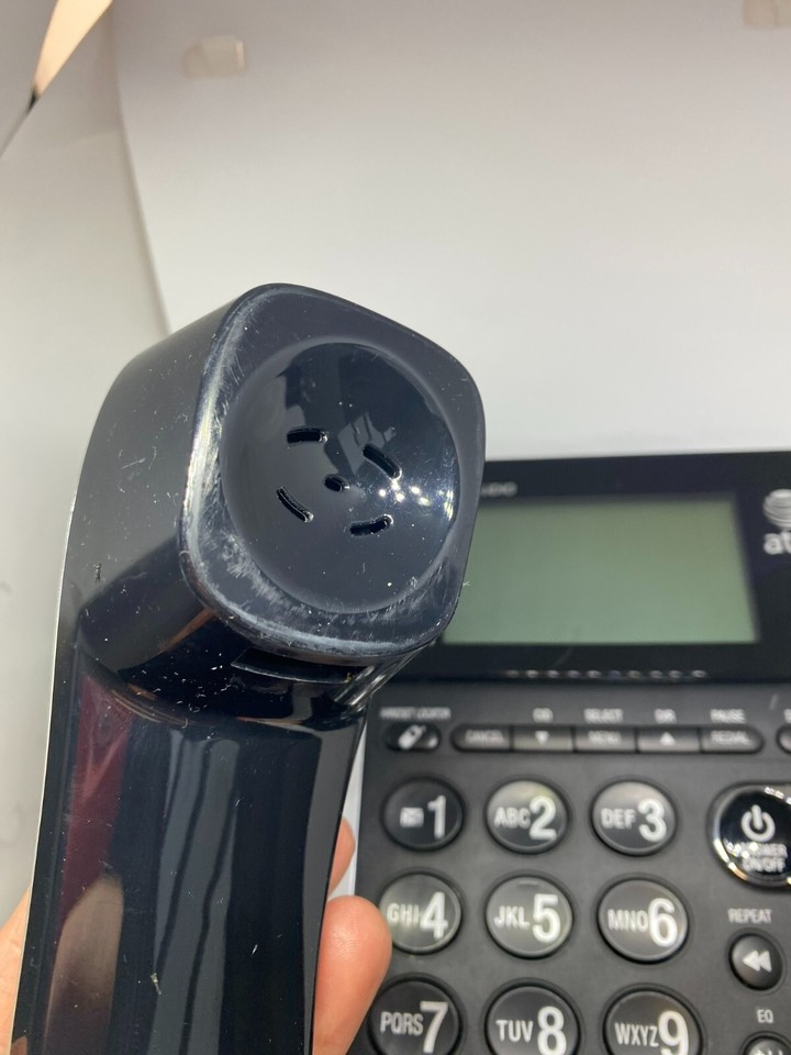 AT&T HD Audio Digital Answering System cl84102 Caller ID Announce ...