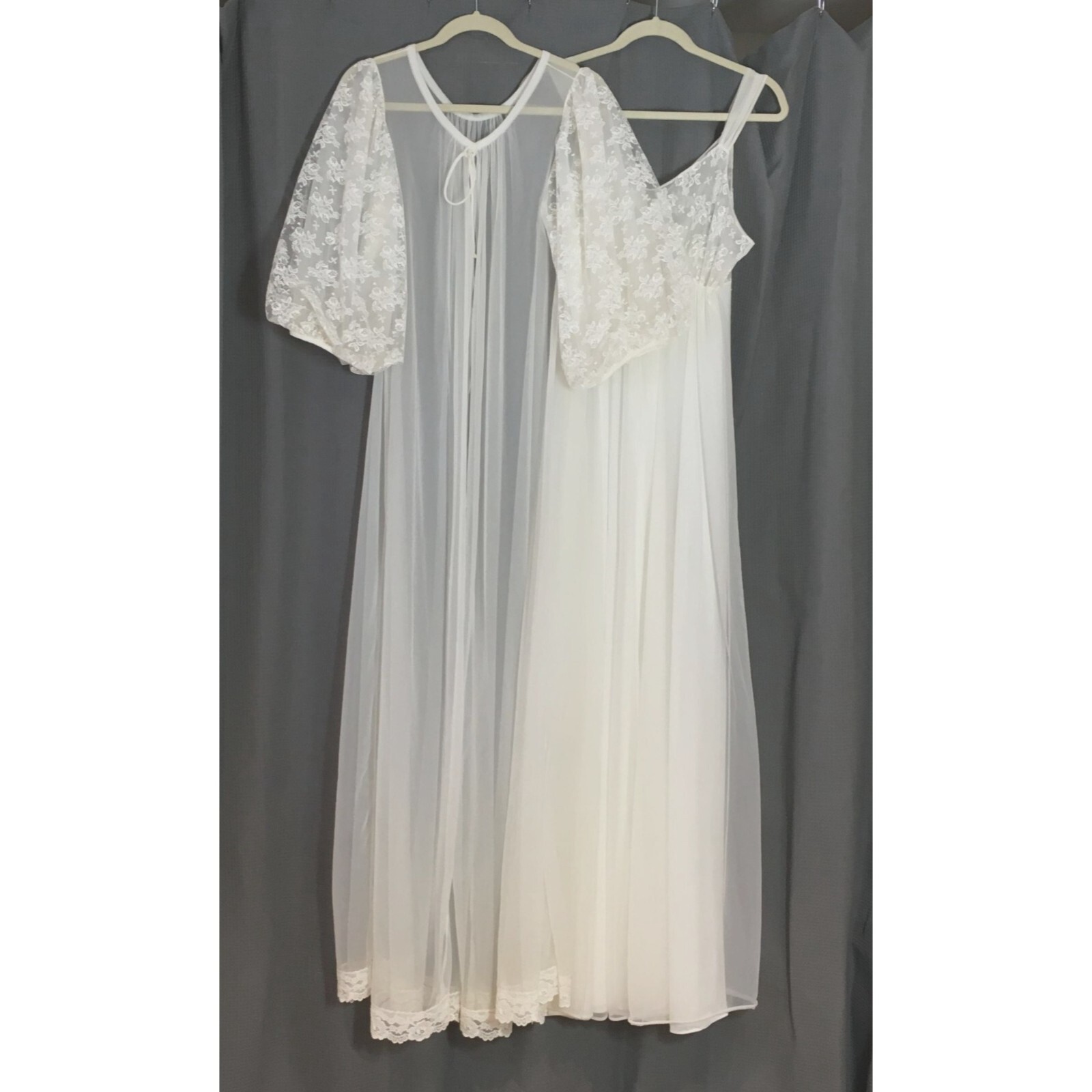 Vintage Jenelle M Tall White Negligee Peignor Set She… - Gem