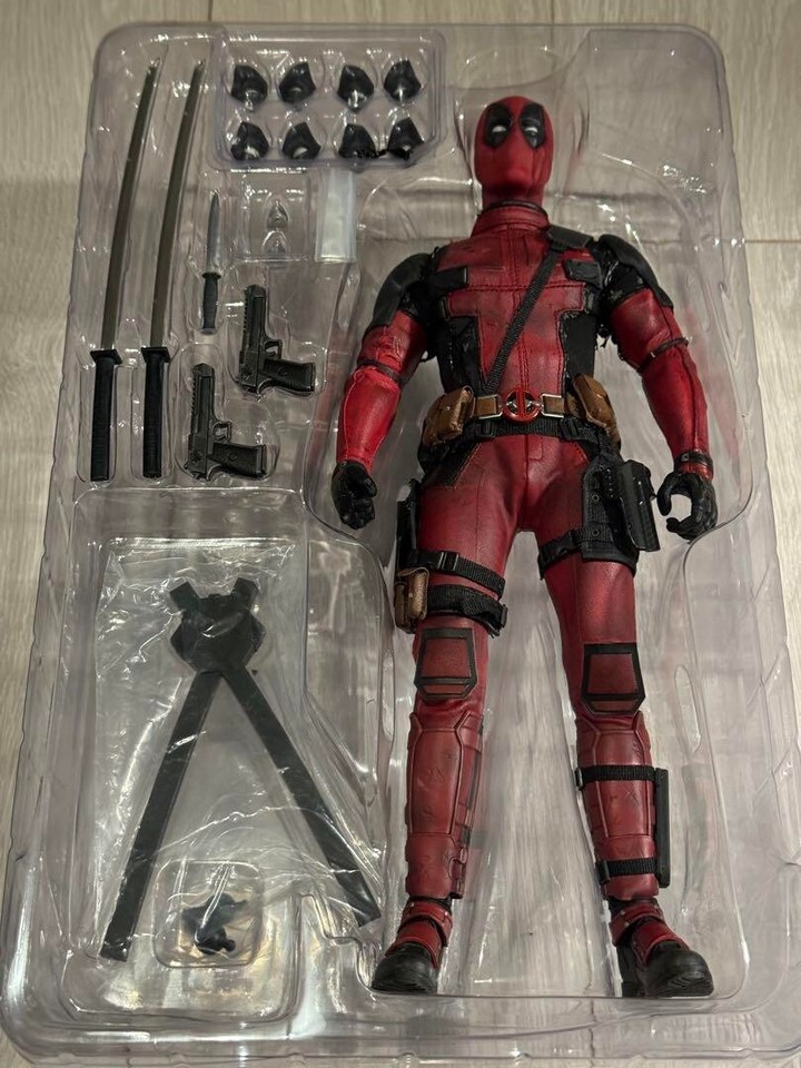Hot Toys Movie Masterpiece Deadpool 1/6 Action Figure MMS347 Mint ...