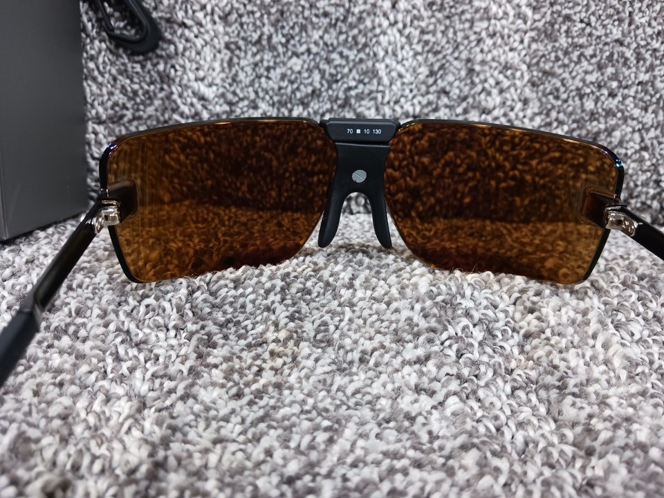 New Gargoyles Sunglasses "85s" Gold-Bronze Lens/Black Frame ~ Arnold ...