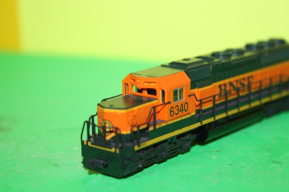 KATO N Scale BNSF Dome Lighted Diesel Locomotive 6340 | eBay