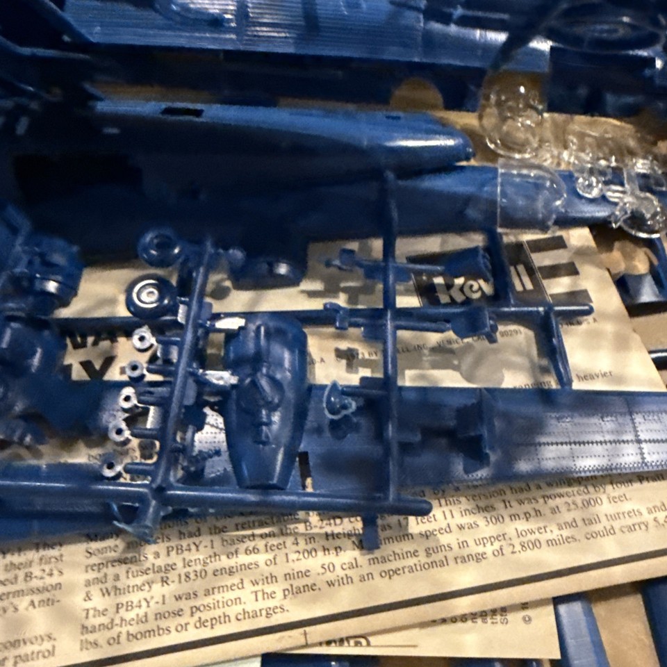 Revell Model kit #H-205 US NAVY PB4Y-1 Patrol Bomber Open Box | eBay