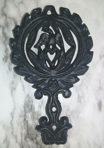 Cast Iron Mini Trivet American Eagle Heart 5" x 3" Americana Decor | eBay
