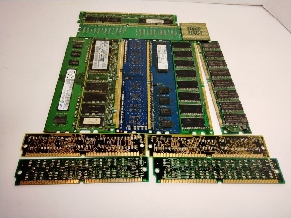 Scrap Memory RAM 12 Pieces for Gold Recover And 1 CPU For Gold Recovery ...
