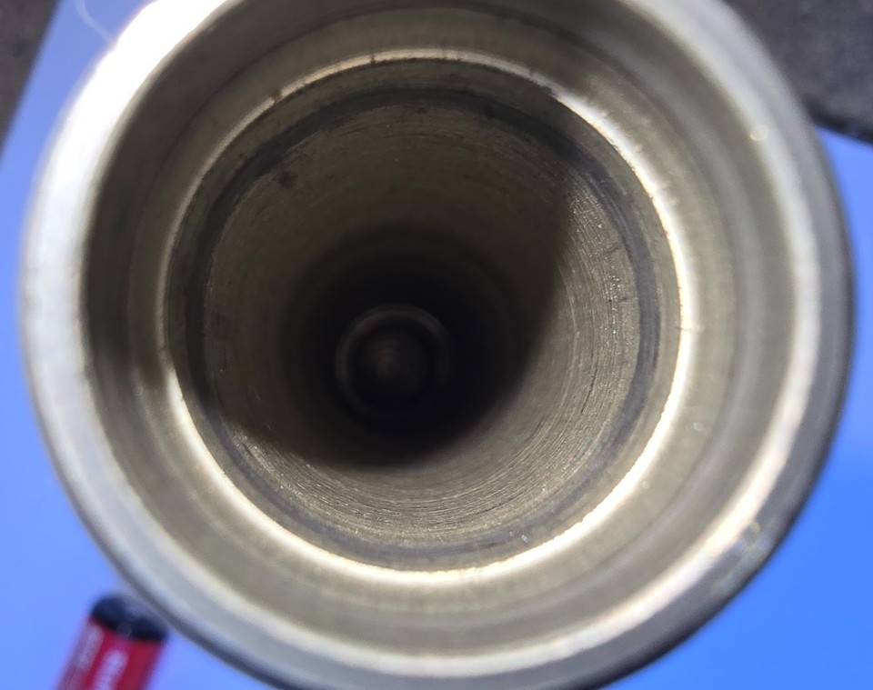 Surefire Flashlight Model 9P - Includes 4 new Surefire CR123A Batteries ...