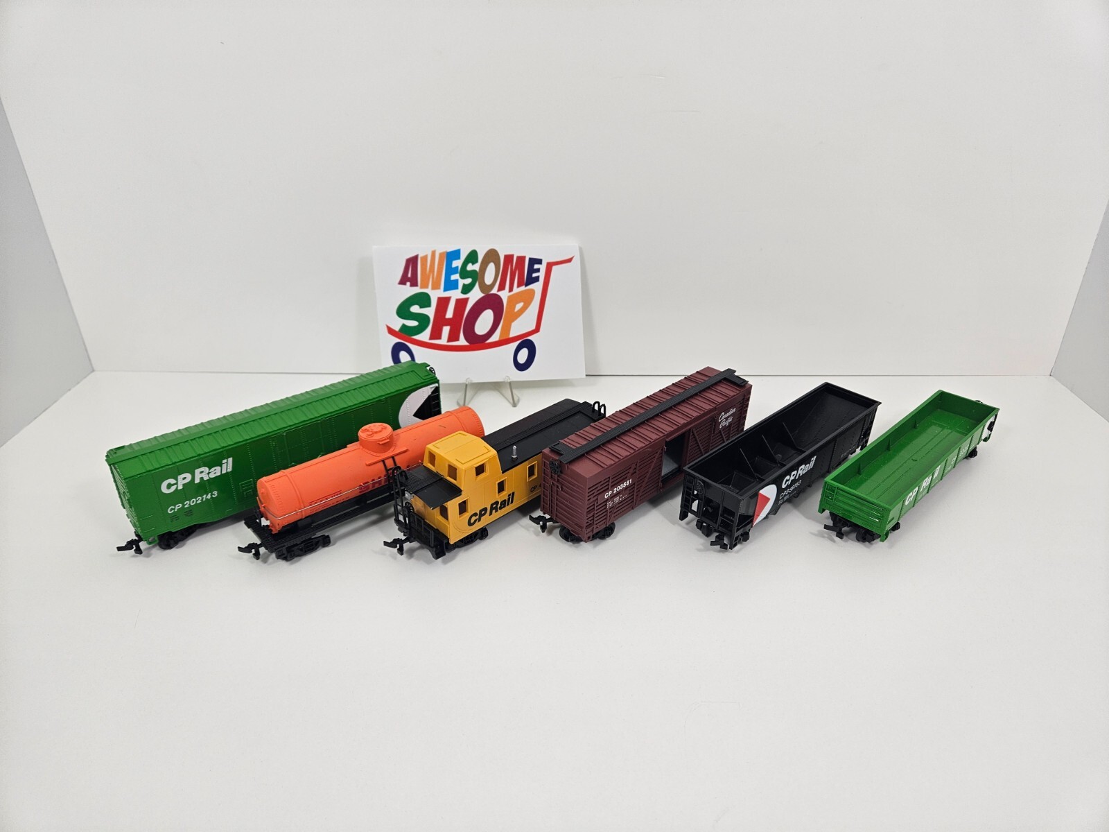 HO scale Locomotive Train Boxcar Lot Bachmann CP Rail - Missing Wheels ...