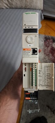 Schneider Electric 140CPS11420 Modicon Quantum AC Power Supply Module ...