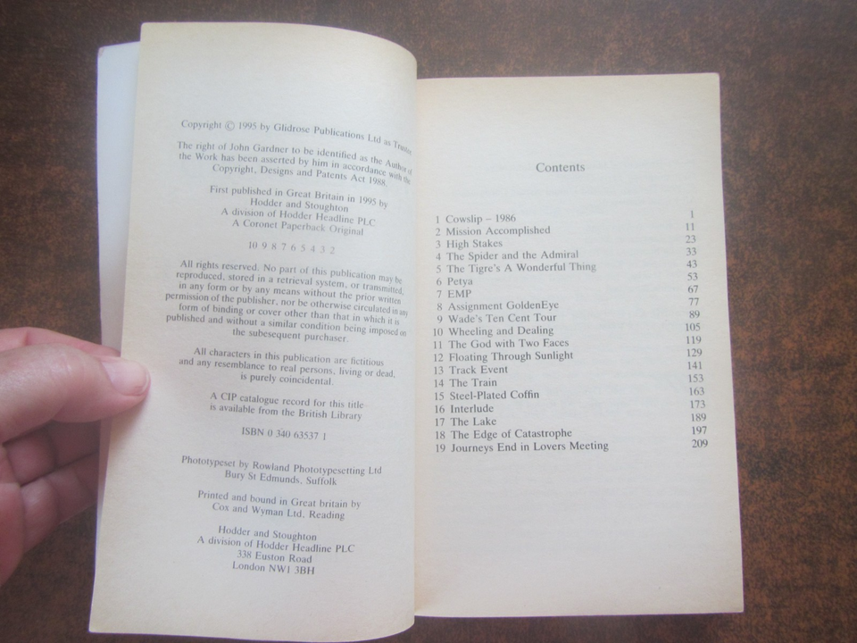 James Bond 007 Book GOLDENEYE by John Gardner Pierce Brosnan Film 1995 ...