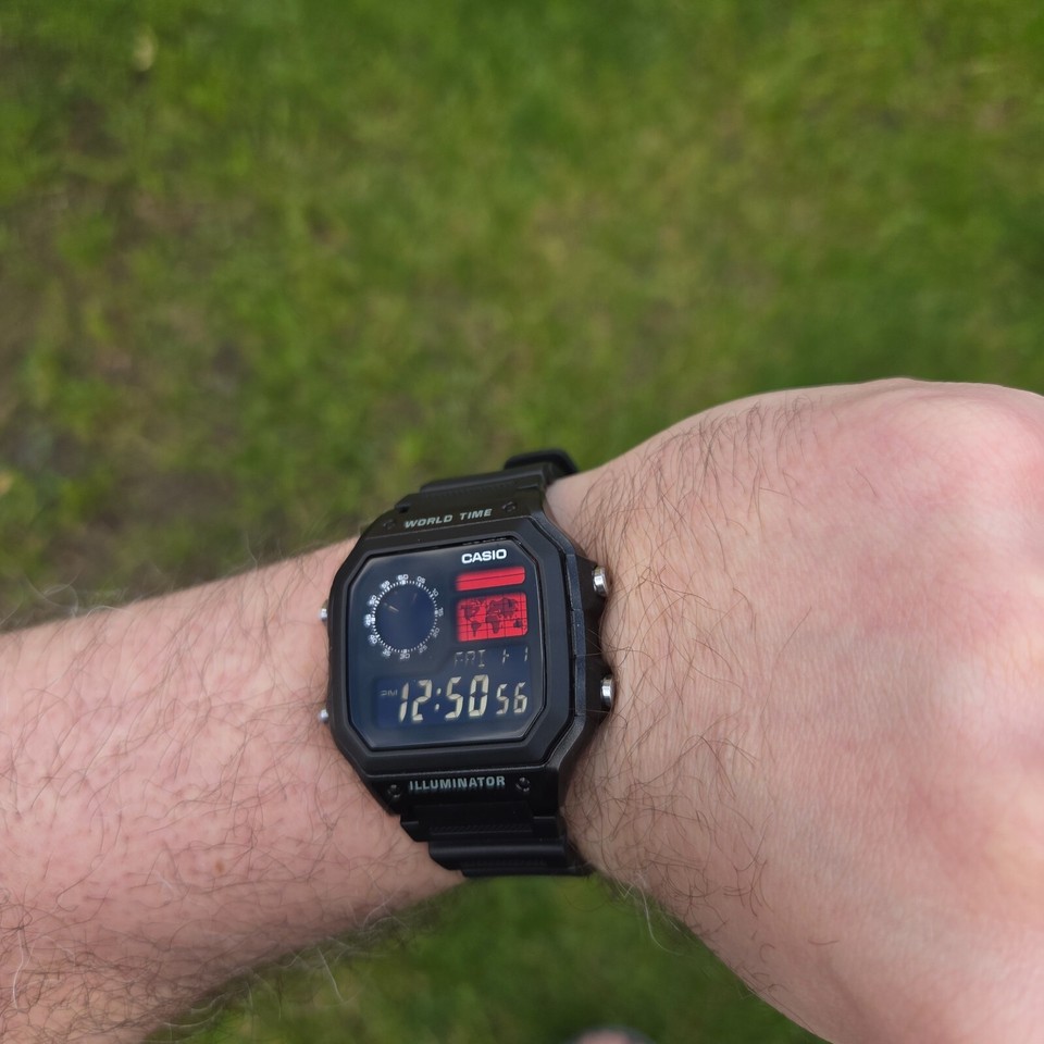 CASIO AE-1200WHD. Royale World Time Watch Mod. Negative Display ...