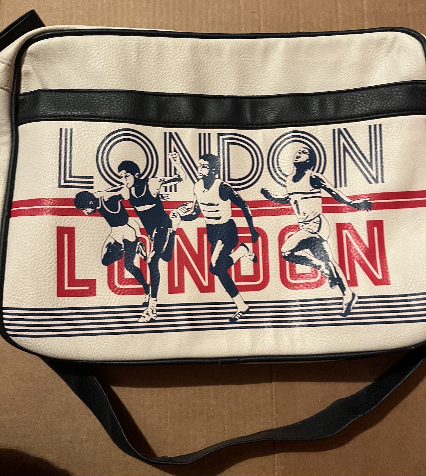LONDON UK VINTAGE STYLE MESSENGER TRAVEL BAG W/ Runner Athletes British ...