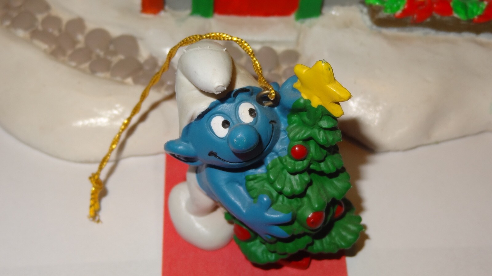 Smurfs Christmas Tree Smurf Ornament Gold Cord Series 51901 Rare ...