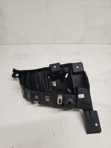 2014-18 Jeep Cherokee Front Left Driver Side Fender Mount Bracket OEM ...