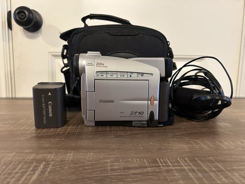 Canon Mini DV ZR10 Camcorder Works Perfect Compete Set Up Handheld ...