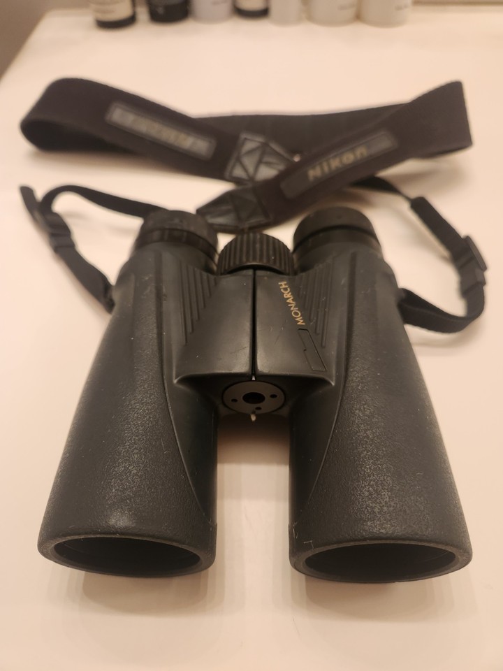 Nikon Vision Monarch Black Binoculars 10x42 6° Waterproof *Excellent ...