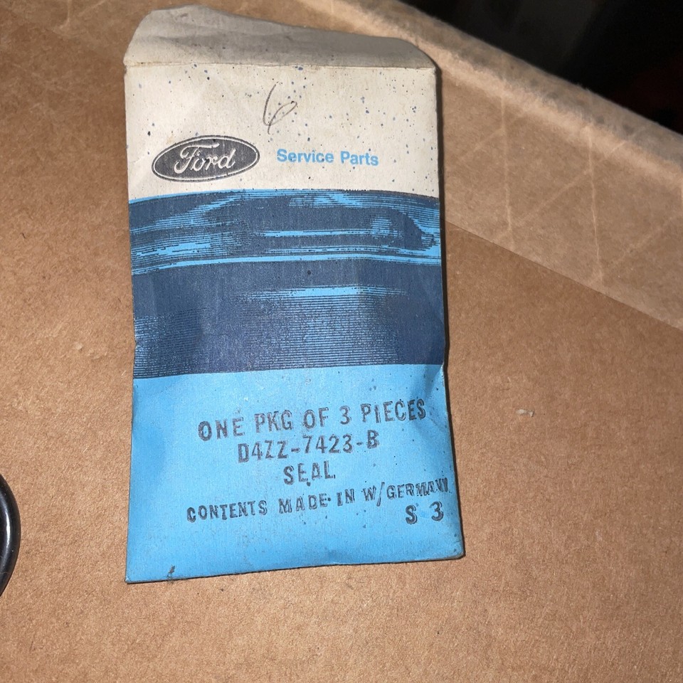 OEM GENUINE FORT PART FORD Seal D4ZZ-7423-B -LOT OF 2- | eBay