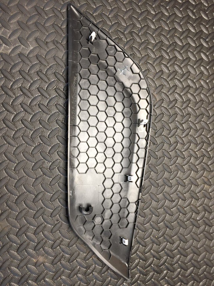 15-22 Ford Mustang Dash End Cap LH/RH PAIR FR3B-63044E07-A *READ #10 | eBay