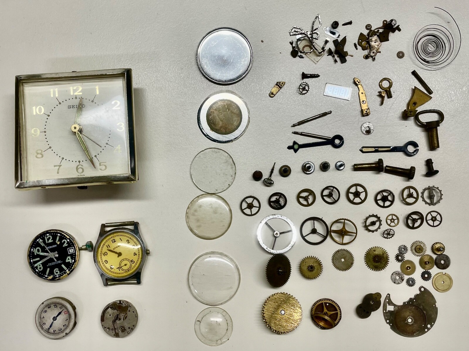 Seiko Clock and assorted Clock & Watch parts. - Gem