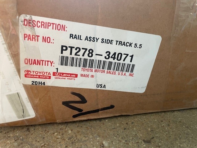 (1) Toyota Tundra 07-21 PT278-34071 5.5' Bed Deck Rail System Kit ...