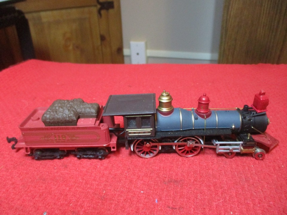 Bachmann HO Scale Powered Union Pacific 4-4-0 Steam Engine & Tender 119 ...