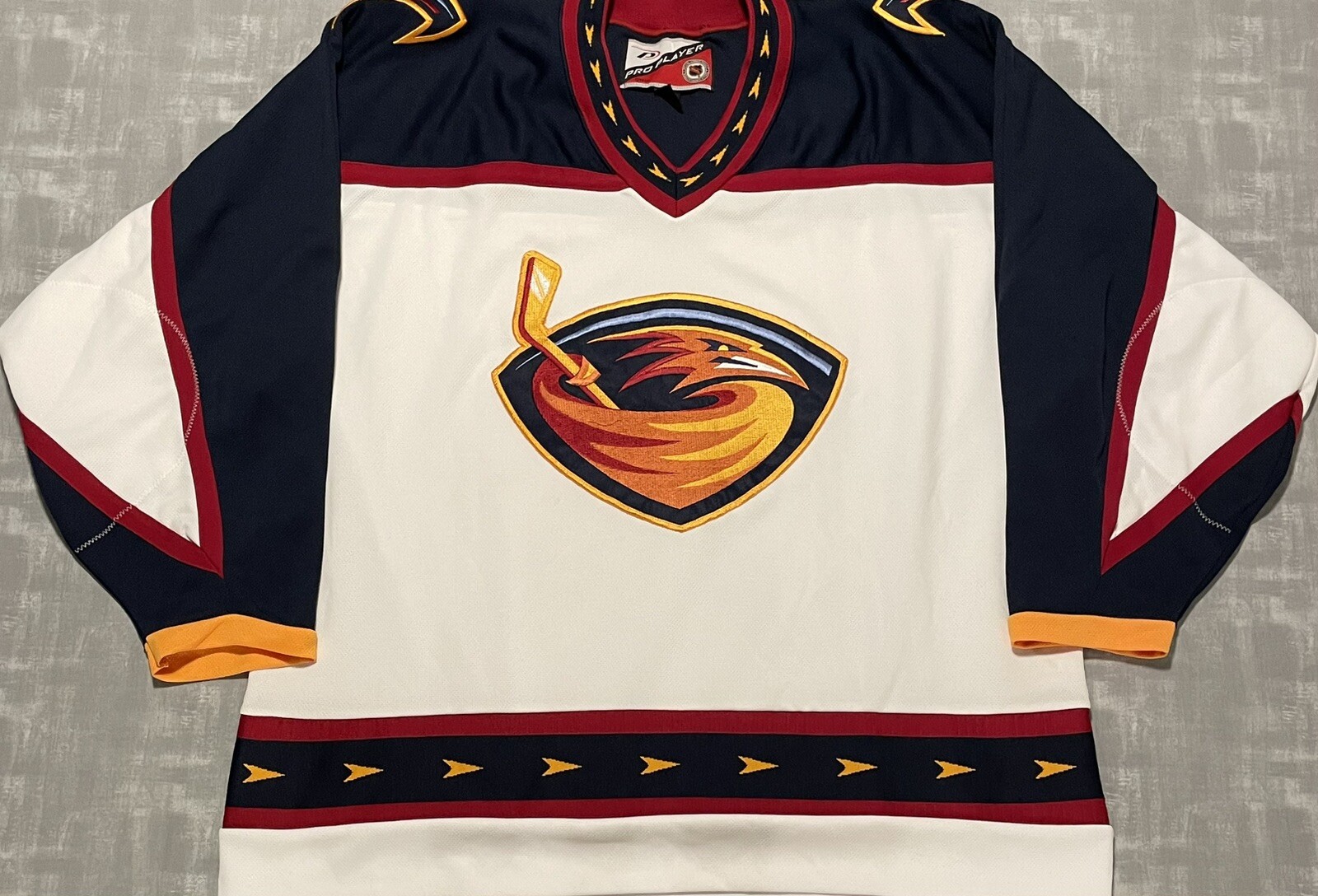 Vintage Pro Player NHL Atlanta Thrashers Inaugural Home Hockey Jersey ...