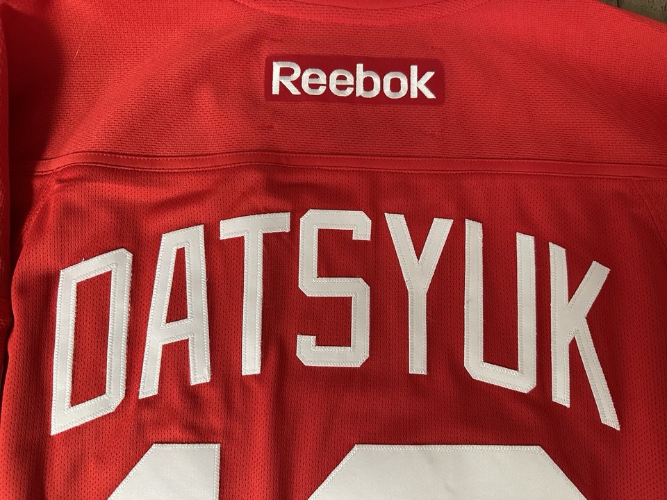 Detroit Red Wings Jersey Pavel Datsyuk - 2002 Stanley Cup Patch ...