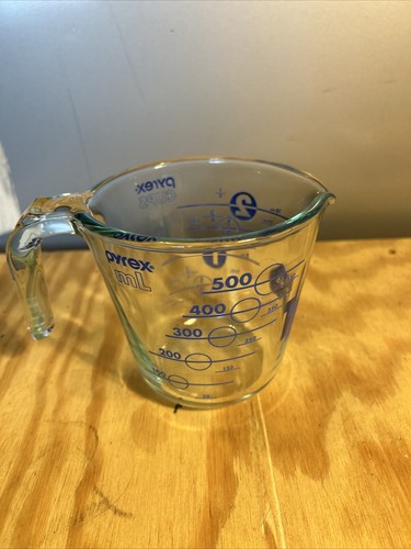 PYREX 100th Anniversary Limited Edition 2 Cup/ 500ml Measuring Cup BLUE USA | eBay